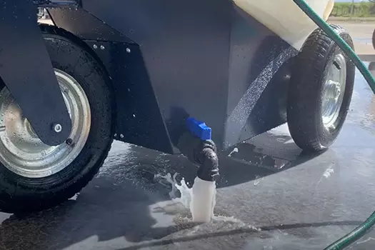 Portable Calf Milk Feeders, Mini Mixer Tanker Feeder, Controlled Milk ...